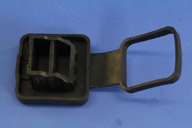 2014-2023 Jeep Trailer Hitch Plug 82213706 | Mopar Estores