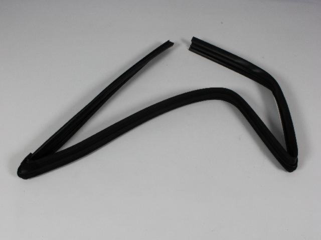 Weatherstrips and Seals for 2012 Jeep Grand Cherokee | Mopar Online Parts