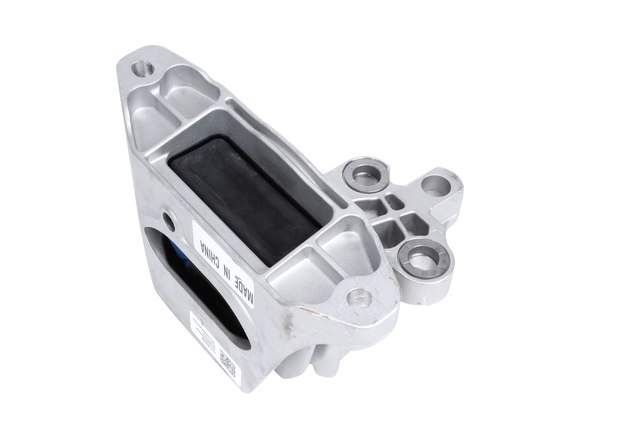 2020-2022 GMC Terrain Transmission Mount 84849602 | GMPartsDirect.com