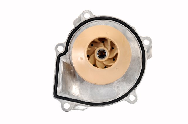 2016-2021 GM Water Pump with Gasket 12645126 | GMPartsDirect.com