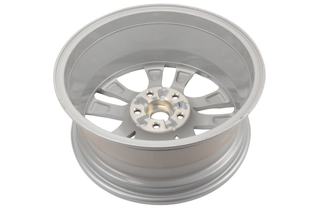 Shop Wheels & Lug Nuts | GMPartsDirect.com