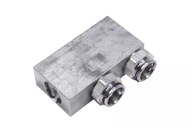 2017-2019 GM Transmission Fluid Cooler Thermal Bypass Valve 23413140 GM ...