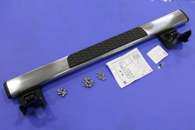 2015 Ram 3500 Tubular Side Step Kit 68212303AB | TascaParts.com
