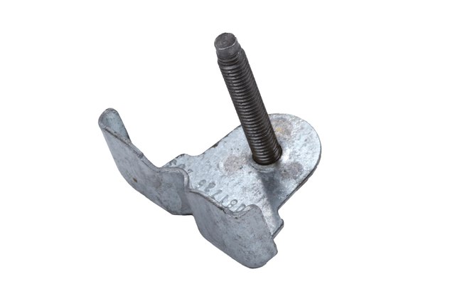 Body Side Front Fender Rear Intermediate Bracket 84081725 ...