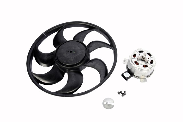 2013-2019 GM Engine Cooling Fan Assembly 22747158 | GMPartsDirect.com