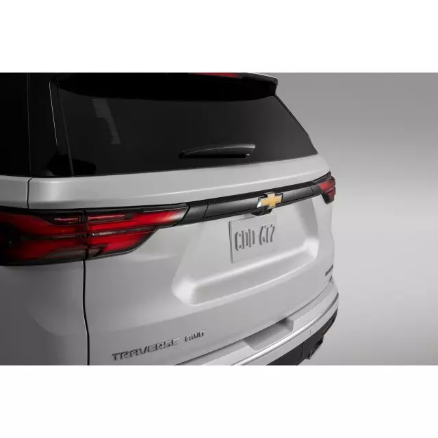 2022-2023 Chevrolet Traverse Lift-Gate Applique - Gloss Black 84821743 ...