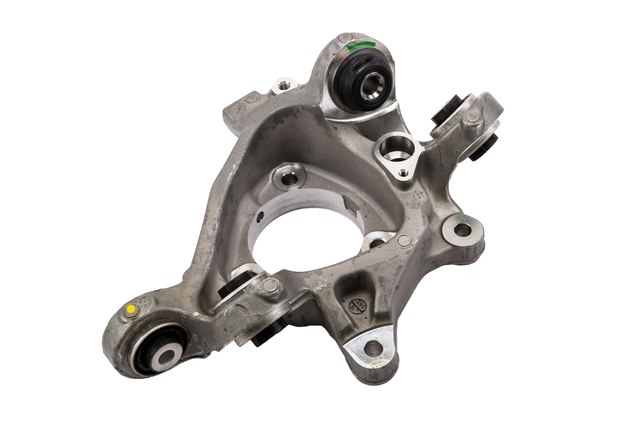 2013-2018 Cadillac ATS Rear Passenger Side Suspension Knuckle 23118094 ...