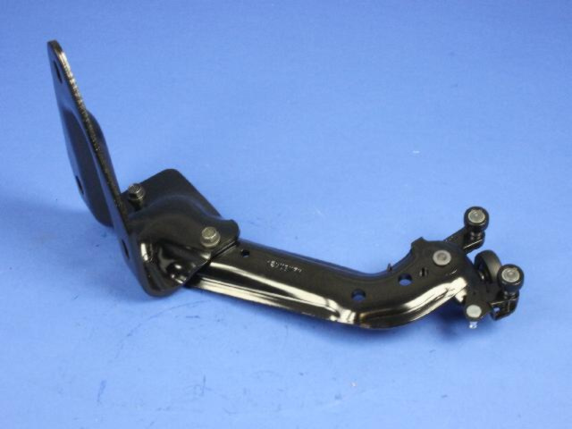 2001-2007 Mopar Sliding Door Body Side Hinge, Right 4717752AE | Mopar ...