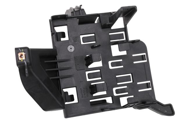 2019-2022 GM Body Control Module Bracket 84475027 | GM Parts Center