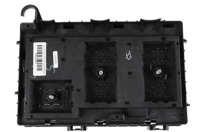 Accessory Wiring Junction Block 22737794 GM | GMPartsDirect.com