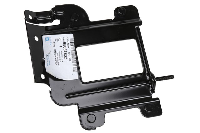 2013-2015 Chevrolet Engine Control Module Bracket 95087832 ...