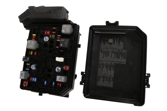 Fuses - Genuine GM Parts | GMPartsDirect.com