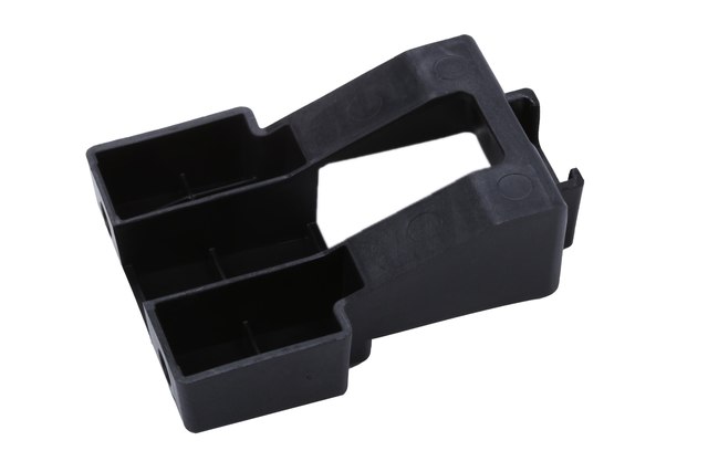 2020-2022 Buick Encore GX Rear Bumper Lower Fascia Bracket 42746831 ...