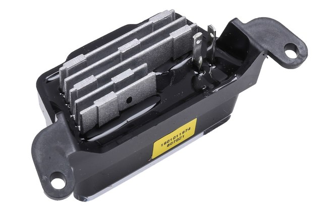 2016-2022 GM Front Driver Side External Flood Lamp 23444108 | GM Parts ...