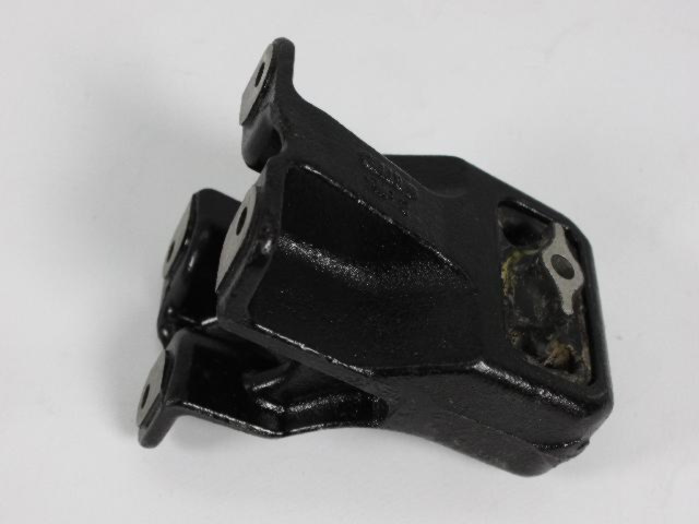 Buy OEM Mopar Motor Mounts | Mopar Estores
