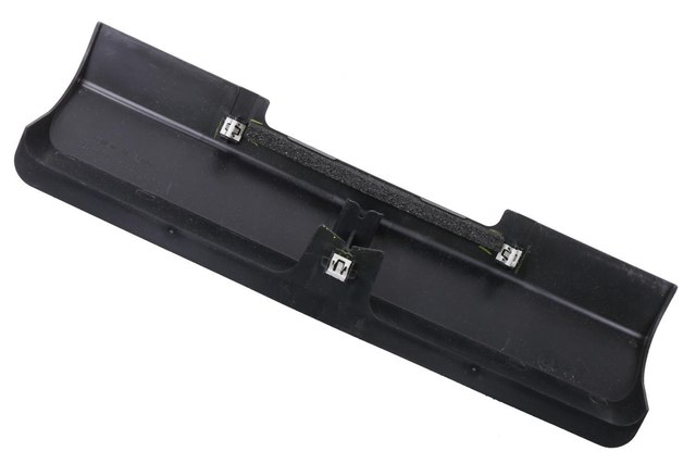 2018-2022 GM Air Inlet Deflector Water Deflector 84044652 | GM Parts Center