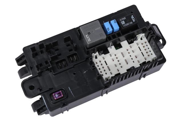 2019-2022 GM Instrument Panel Wiring Harness Junction Block 84582038 ...