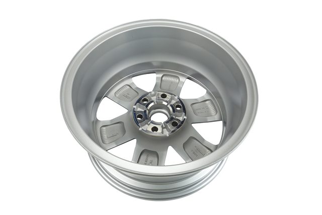 2015-2016 GM 17x8-Inch Aluminum Wheel 94775677 | GMPartsDirect.com