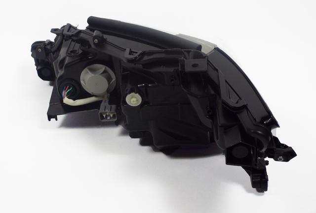 81110-06D80 - Headlamp Assembly Right, Front Right - 2018-2019 Toyota ...