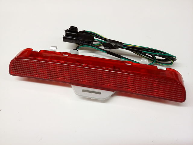 81570-AC030 - High Mount Lamp - 2007-2012 Toyota Avalon | DiscMonster
