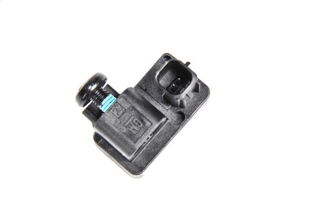 2009-2014 GM Airbag Front End Discriminating Sensor 13502744 | NewGMParts.com