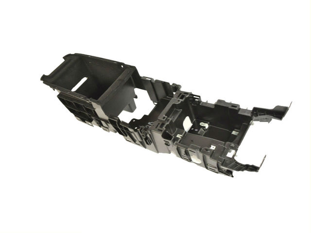 68270814AD - Splash Shield Right - 2018-2021 Mopar | Mopar Parts Canada