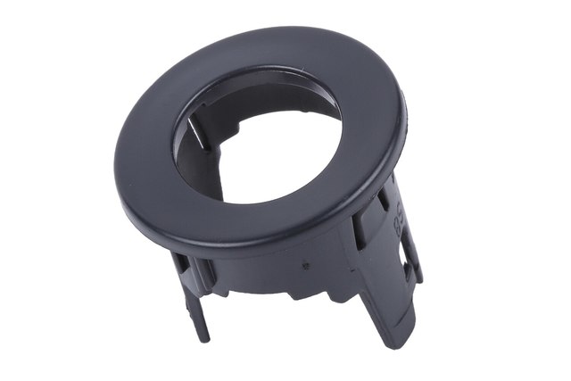 2019-2023 GM Parking Aid Sensor Bracket 84695397 | Auto Parts Express