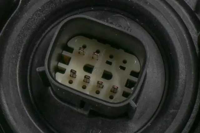 Headlamp Components for 2018 Chevrolet Silverado 1500 | GMPartsDirect.com