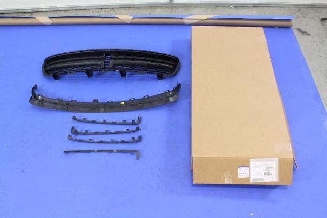 2015-2020 Dodge Charger Grille 82214752 | My Mopar Parts