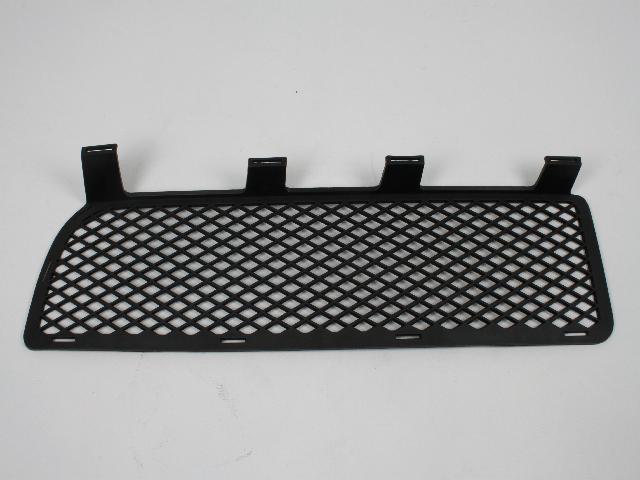 Grilles for 2004 Dodge Ram 2500 | CHAPMAN CJDR Parts