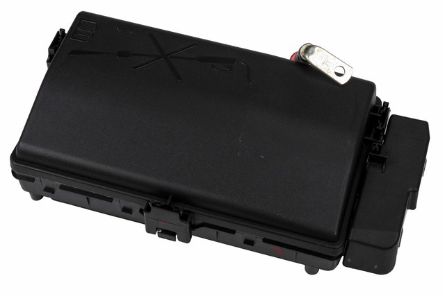 Fuses - Genuine GM Parts | GMPartsDirect.com