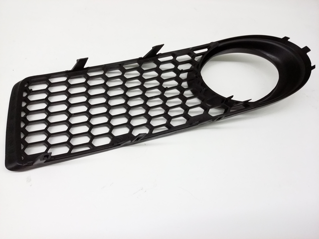 2006-2010 Volkswagen Beetle Outer Grille Right Side Without Fog Lights ...