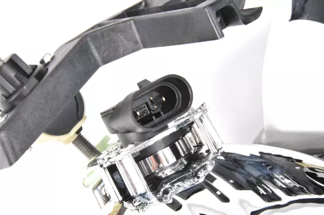 1999-2007 GMC Headlamp Assembly 15850352 GM | GMPartsDirect.com