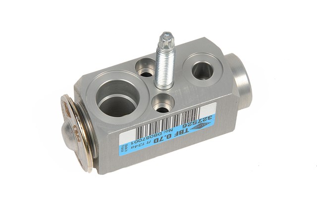 2013-2017 GM Air Conditioning Thermal Expansion Valve 22816159 ...