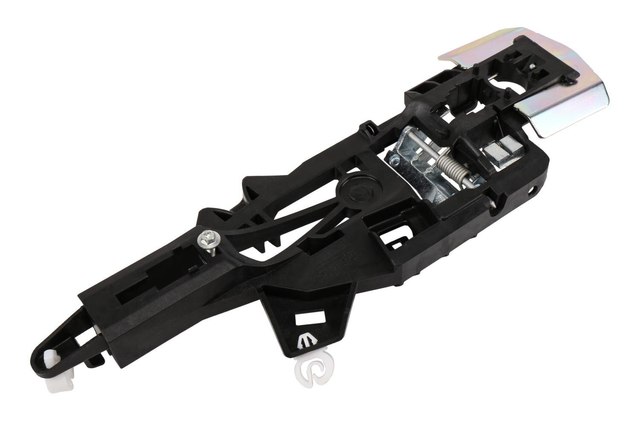 2015-2020 GM Driver Side Front Door Outside Handle Bracket 13592467 ...