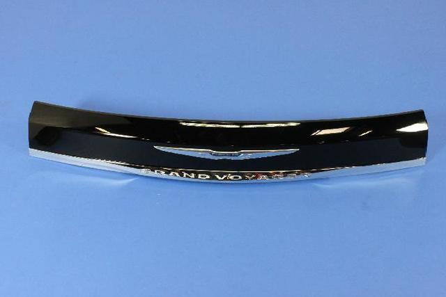 Buy OEM Mopar Exterior Door Handles | Mopar Estores