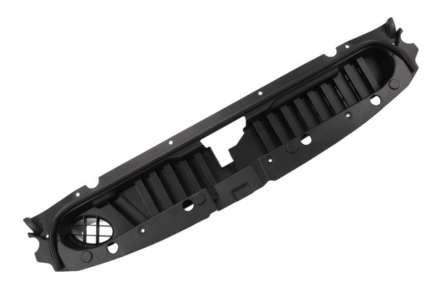 2020-2023 GM Intake Air Baffle 84652599 | GMPartsDirect.com