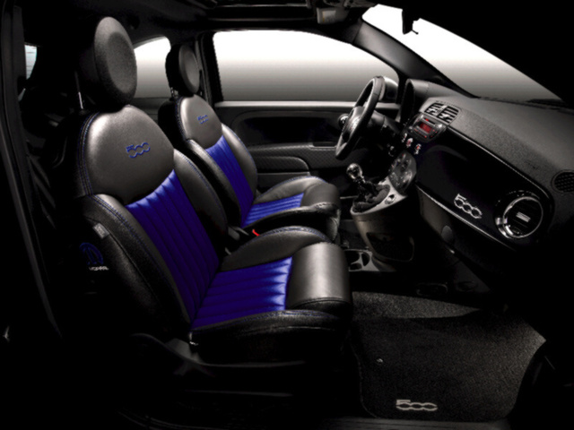 OEM interior accessories for your Mopar vehicle | Canada Mopar® Estores