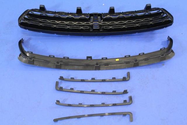 2015-2020 Dodge Charger Grille 82214752 | My Mopar Parts