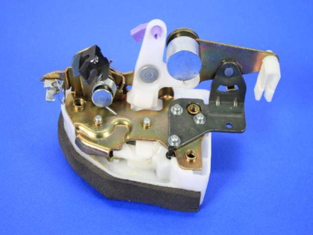 2003-2006 Jeep Wrangler Front Door Latch, Right 55075990AJ | My Mopar Parts