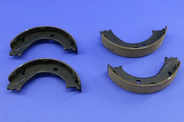 Parking Brake Lever and Cables for 2001 Dodge Ram 2500 | Mopar Estores