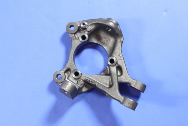 2007-2018 Jeep Front Knuckle, Right 68004086AA | Mopar Parts