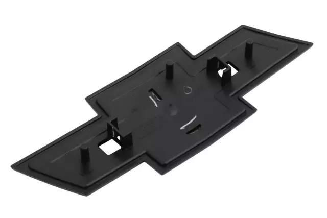 2007-2013 Chevrolet Front Grille Bowtie Emblem 22829421 GM ...