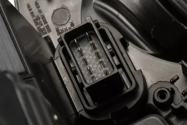 2015-2019 Cadillac CTS Driver Side Headlamp 84319717 GM | GMPartsDirect.com