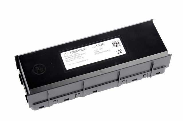 Condenser, Compressor & Lines for 2014 GMC Sierra 1500 | GMC Parts Canada