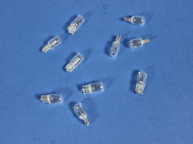 Lamps - Front, Rear and Courtesy for 2002 Dodge Ram 3500 | Mopar ...