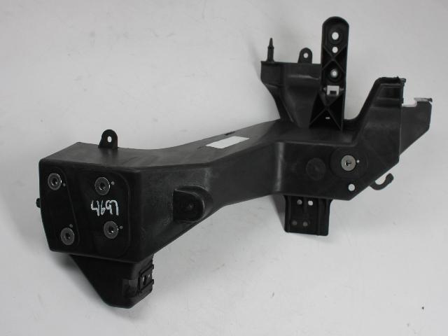 2011-2013 Jeep Grand Cherokee Headlamp Mounting Bracket 5156135AA ...