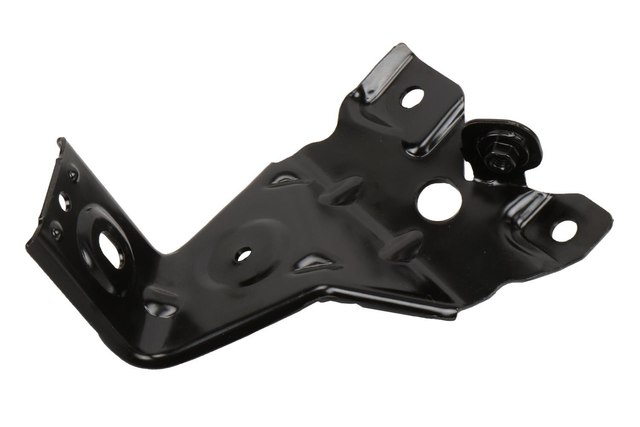 2013-2016 Chevrolet Front Driver Side Fender Front Lower Bracket ...