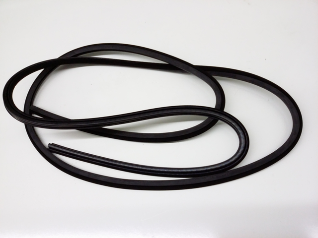 1998-2020 Volkswagen Sunroof Glass Gasket 8D0-877-297 | QuirkParts