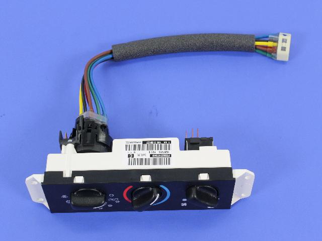 2001-2004 Jeep Wrangler A/C And Heater Control 55037473AB | My Mopar Parts